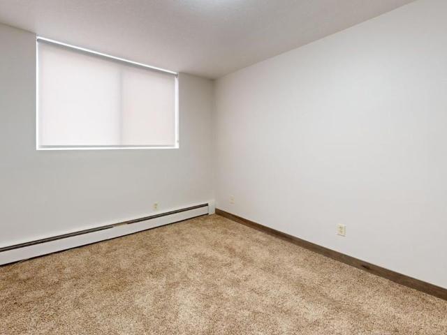 519 10th Ave SE 1 Bedroom Apartment for Rent at 519 10th Ave Se, Minneapolis, MN 55414 Dinkytown
