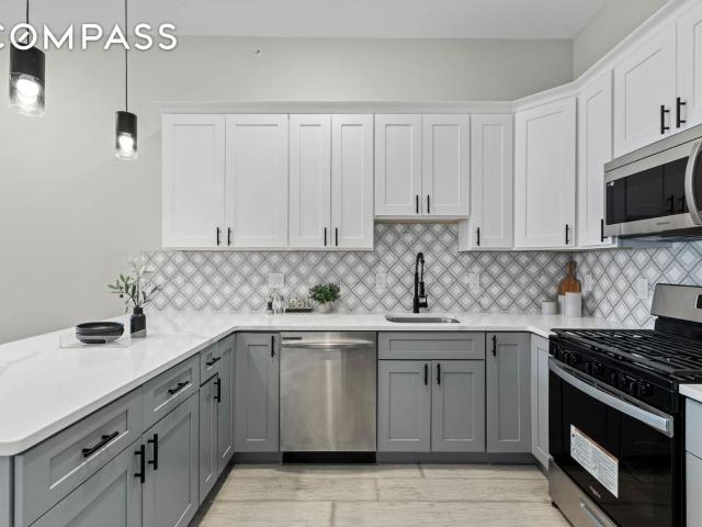 519 54th St 3A, West New York, NJ