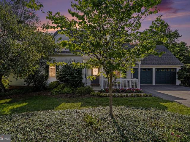 519 Colonial Crescent Drive