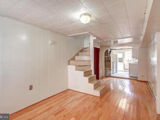 519 Chapel St S, Baltimore, MD 21231