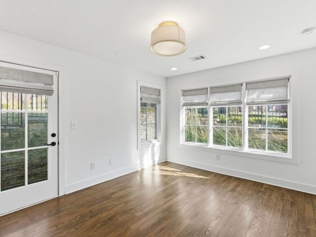 519 Chesterfield Ave # 1