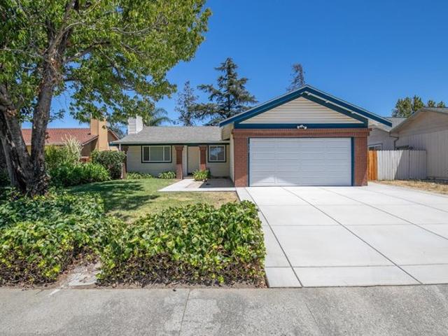 519 Crested Dr, Suisun City, CA 94585