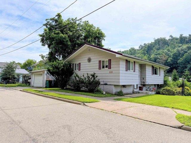 519 Ann St, McGregor, IA 52157