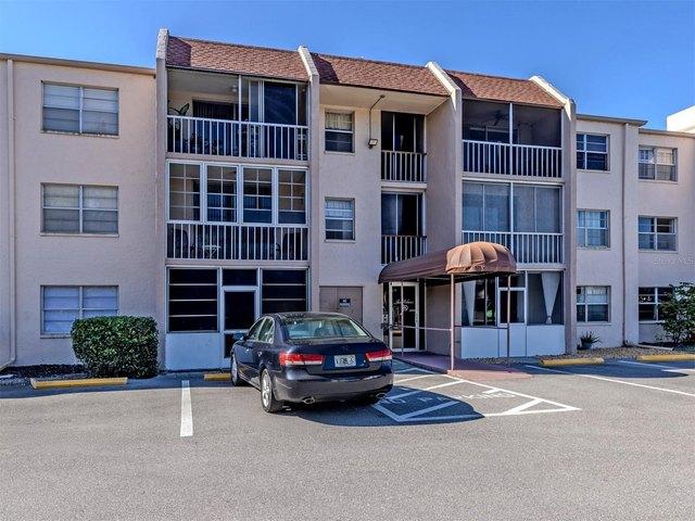 519 Albee Farm Rd Apt 201, Venice, FL 34285