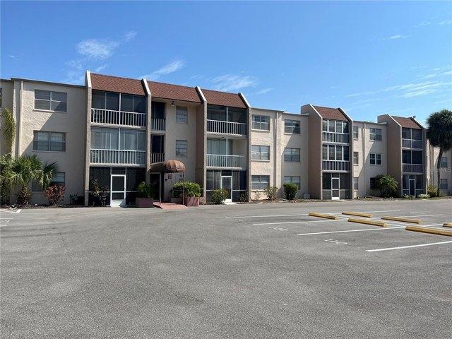 519 Albee Farm Rd Apt 303, Venice, FL 34285