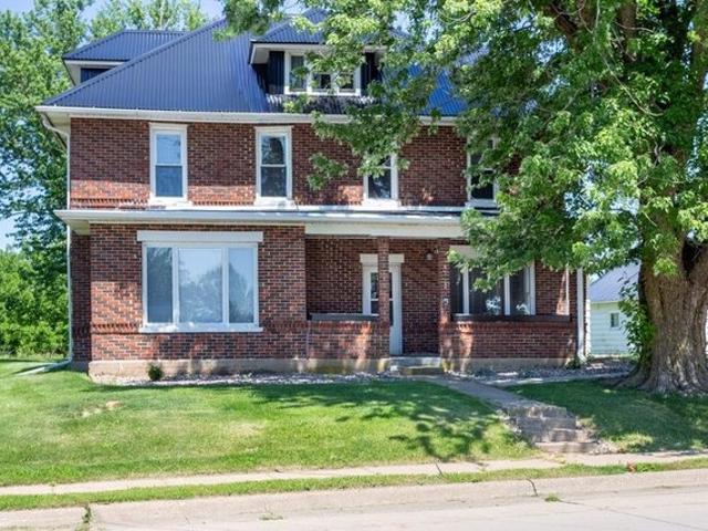 519 Balltown Rd, Sherrill, IA 52073