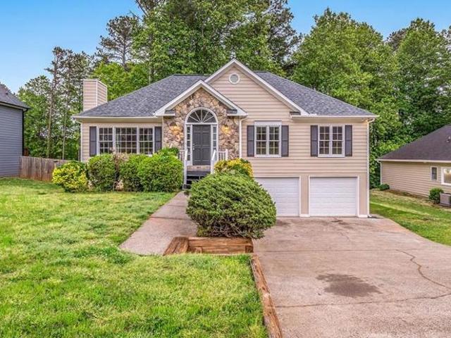 519 Brooksdale Dr, Woodstock, GA 30189