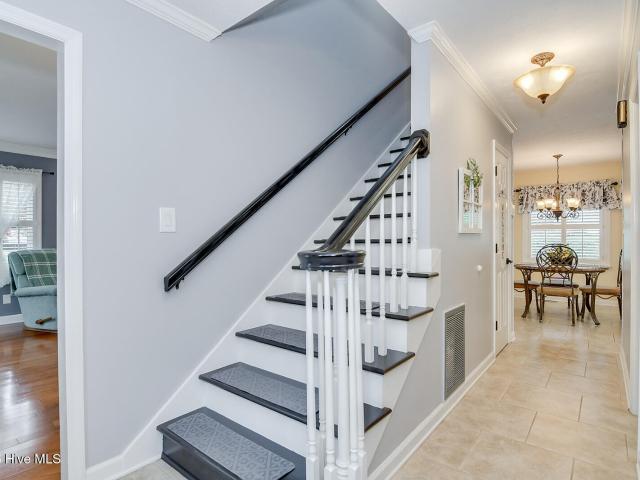 519 Greenbriar Drive