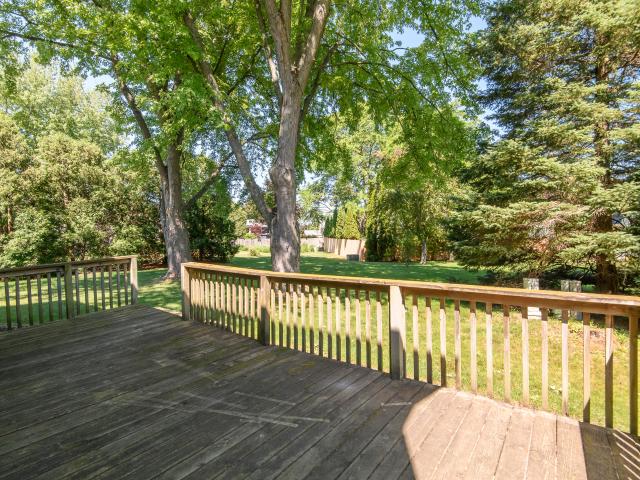 519 Greenfield Dr