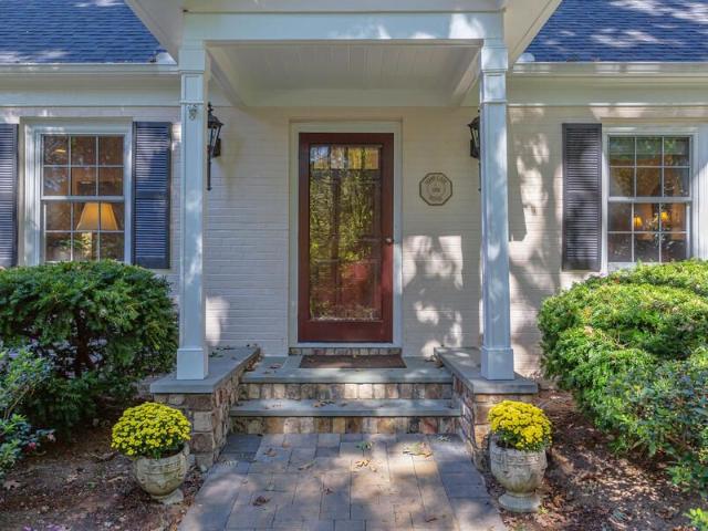 519 Dogwood Drive, Chapel Hill, US, NC