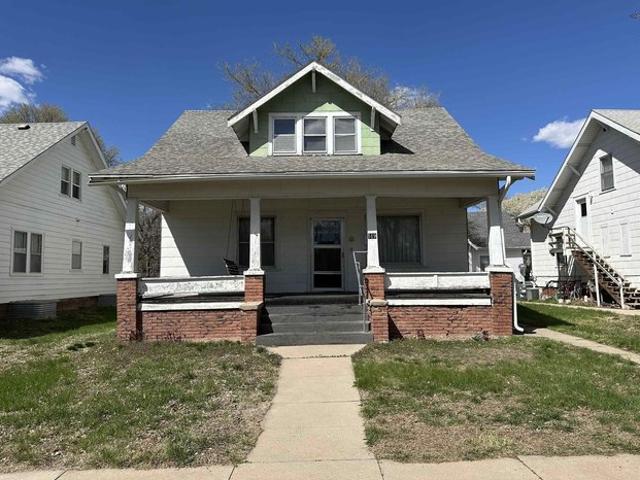 519 E 7th St, Hastings, NE 68901