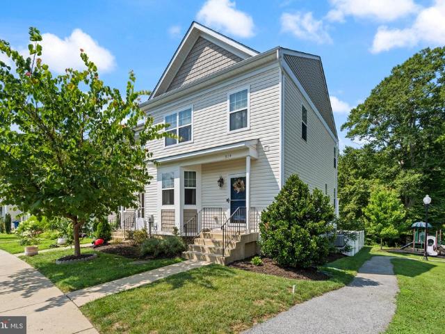519 English Oak Lane