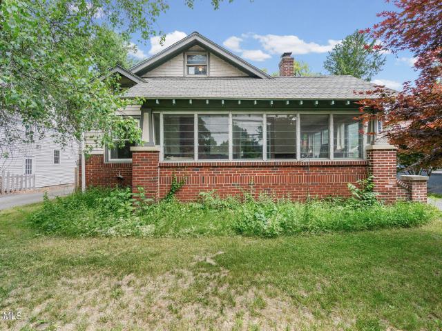 519 Kenwood Avenue
