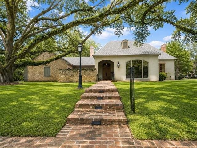 519 Hillcrest Dr, Alexandria, LA 71301
