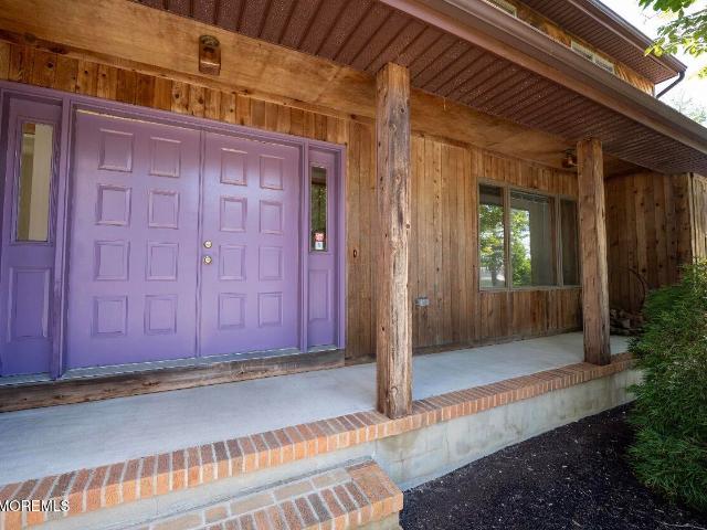 519 Ilexberry Lane