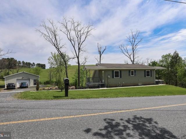 519 Old Forge Rd, Pine Grove, PA 17963