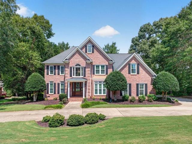 519 Live Oak Ct, Greer, SC 29651