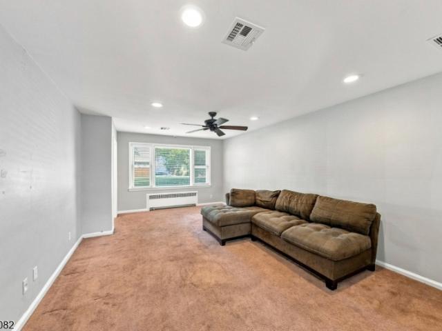 519 Livingston Rd
