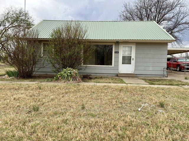 519 N 13th St, Memphis, TX 79245