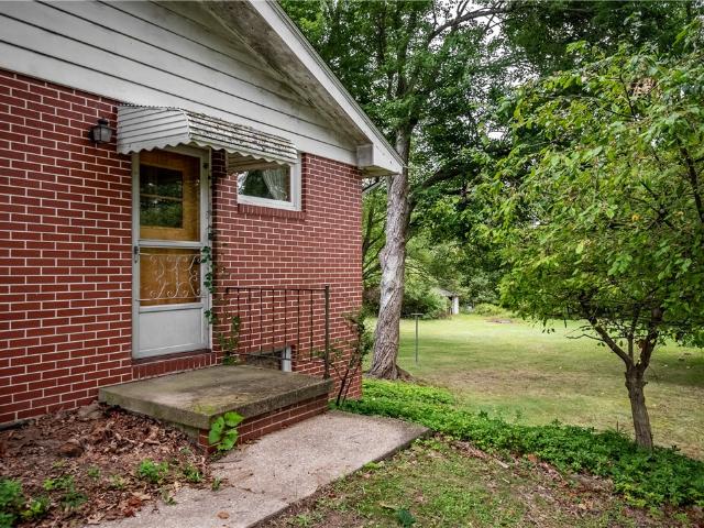 519 N Hermitage Rd