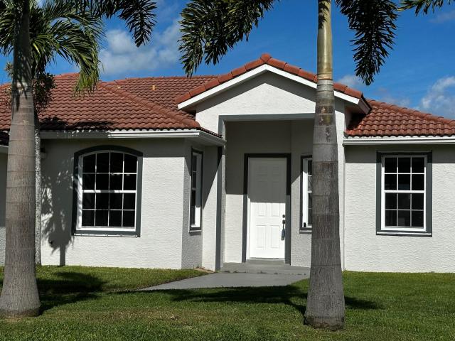 519 NW Ember Way, Jensen Beach, FL 34957 | MLS #B26015 | Compass