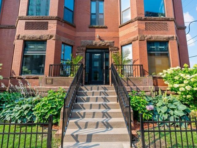 519 S 9th St Apt 1, Minneapolis, MN 55404