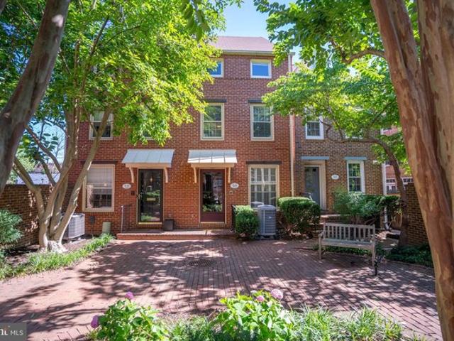 519 S Saint Asaph St, Alexandria, VA 22314