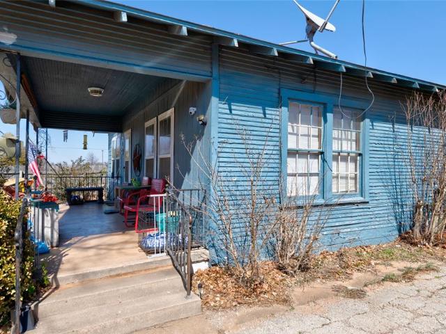 519 Santos Street