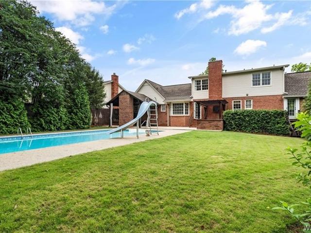 519 Stone River Rd, Tuscaloosa, AL 35406