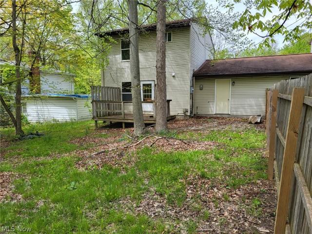 519 Straub Road W