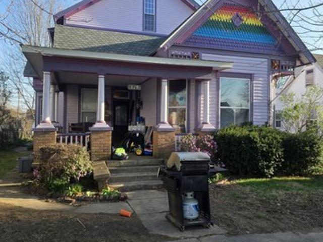 519 W 4th St, Seymour, IN 47274