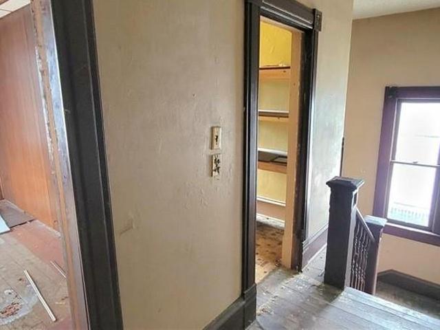 519 W Elm Street