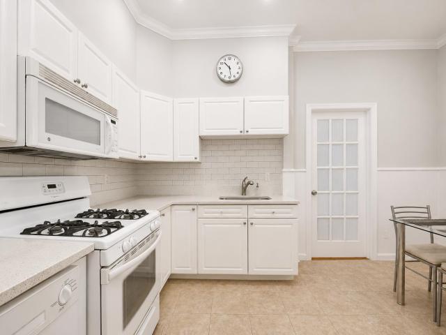 519 Willow Ave # 2