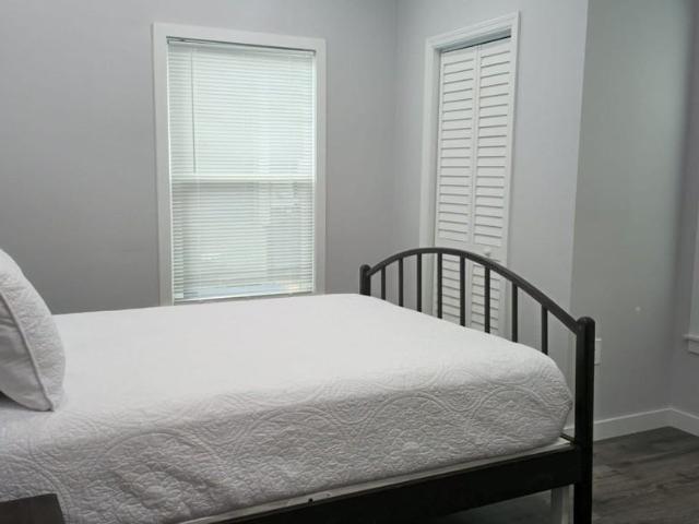 519 Tampa Bay Growth Fund Principal LLC 2 Bedroom Apartment for Rent at 519 Lexington St, Dunedin, FL 34698
