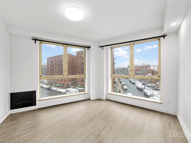 51 44 Goldsmith Street, Queens, NY