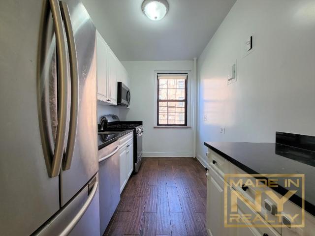 51 01 39th Avenue, Queens, NY