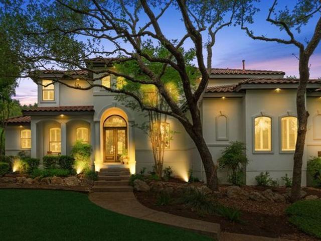 51 Three Lakes Dr, San Antonio, TX 78248