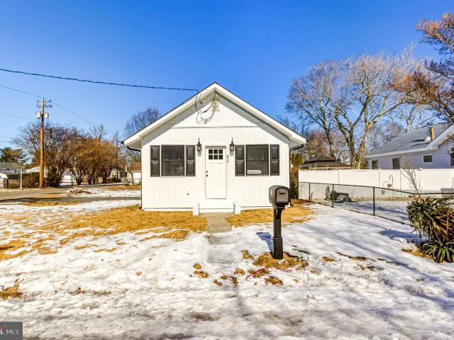 51 W New York Ave, Villas, NJ 08251 | MLS #NJCM2006