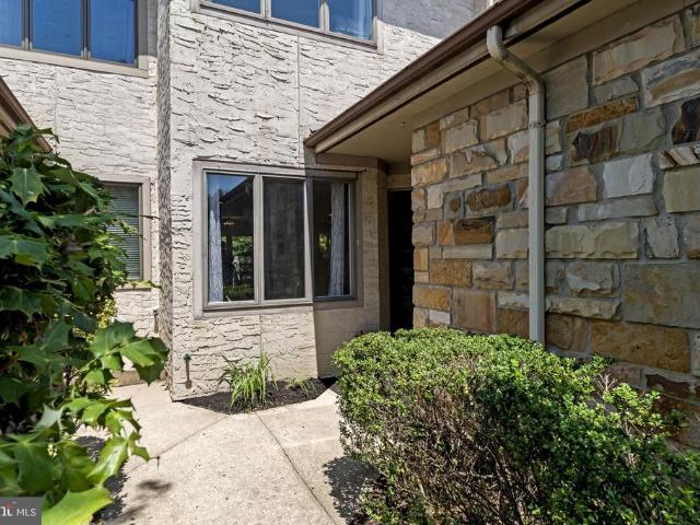 51 Woodmont