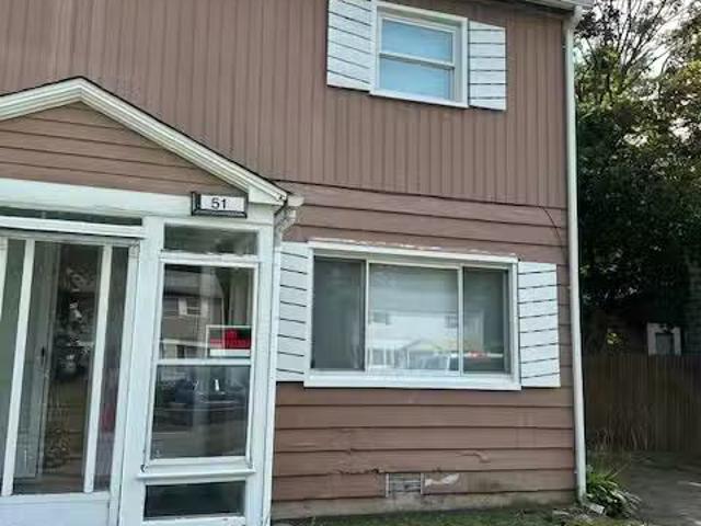 51 Wooster Ave, Stratford, CT 06615 51 Wooster Ave