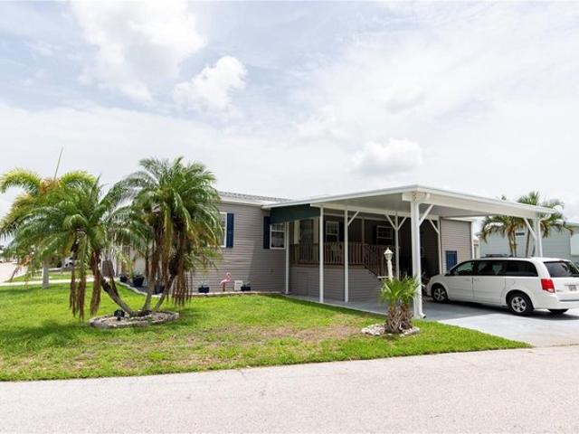 51 Amsterdam Ave, Punta Gorda, FL 33950
