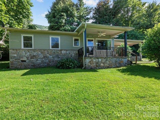 51 Atari Rd, Waynesville, NC 28786
