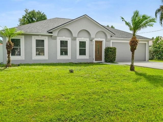 51 Beaverdam Ln, Palm Coast, FL 32137