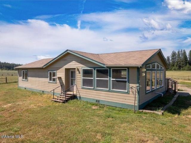 51 Bowers Trl, Spirit Lake, ID 83869