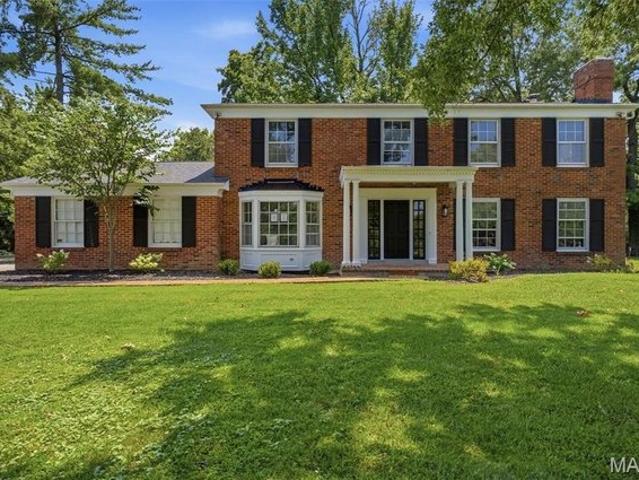51 Brook Mill Ln, Town and Country, MO 63017