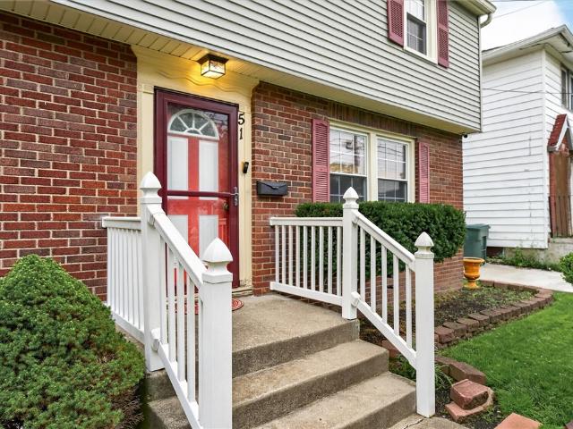 51 Brookhaven Ter Terrace