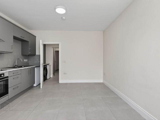 51 Bridge Street, Lisburn, BT28 1XZ