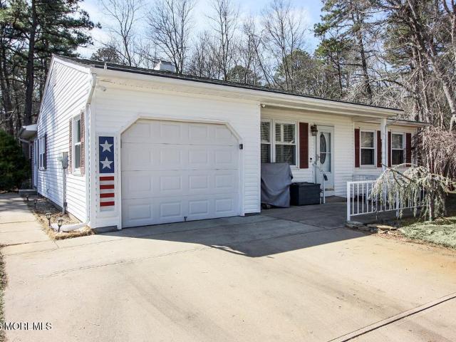 51 Central Ave, Unit 72, Whiting, NJ 08759 | MLS #22606 | Compass