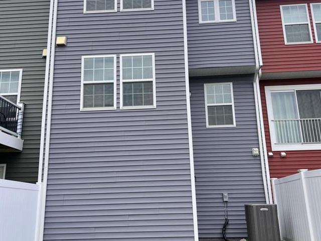 51 Cecily Way
