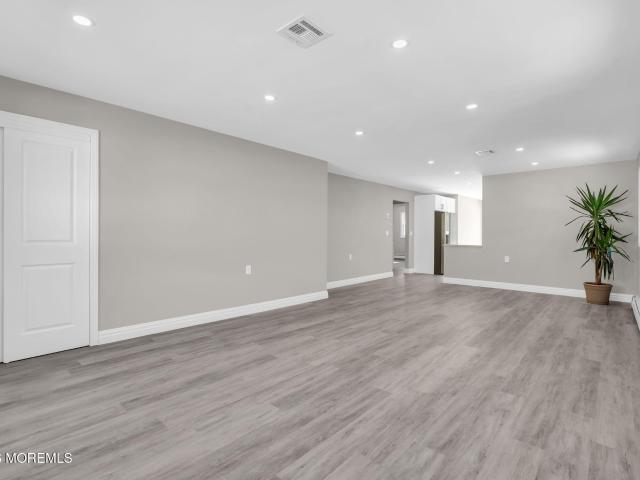 51 Charlotteville Dr S, Toms River, NJ 08757 | MLS #22605